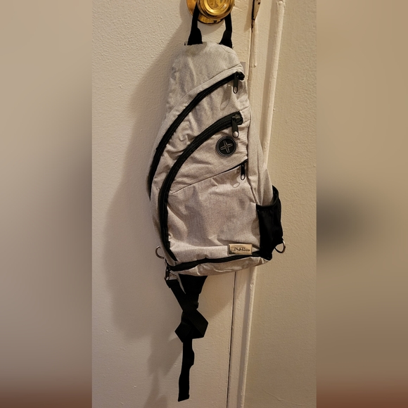 Bella Russo | Bags | Bella Russo Sling Backpack New Nwt Adjustable ...